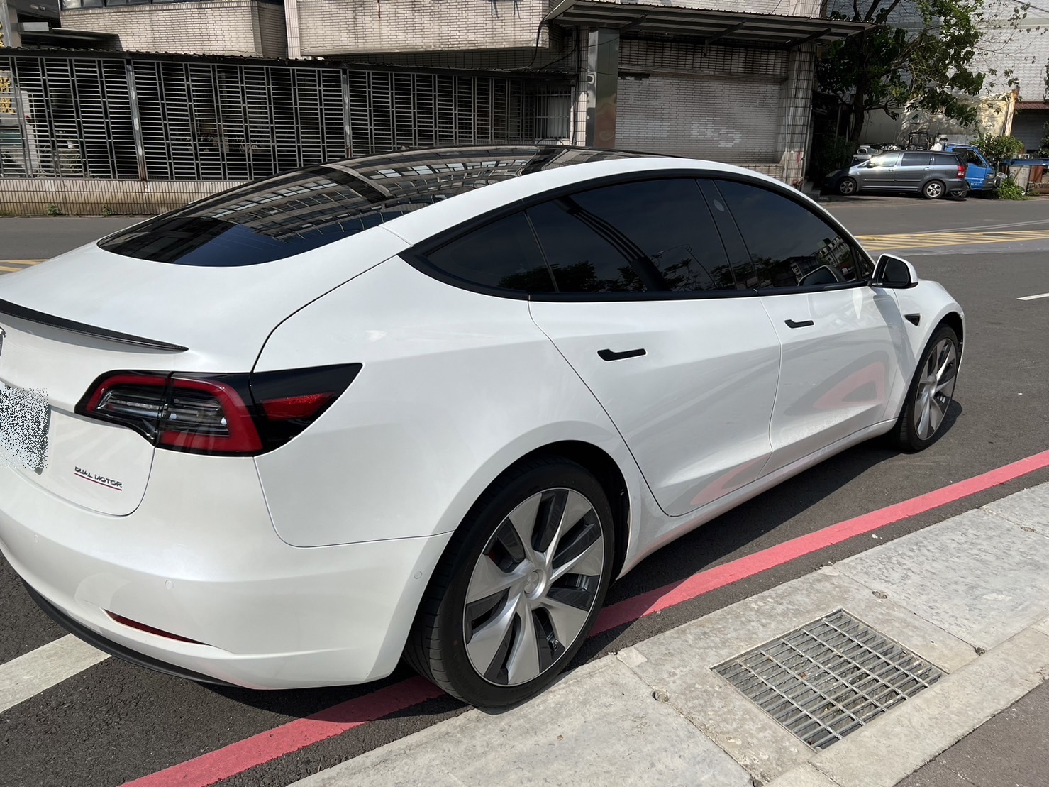 Tesla Model 3 Preformance - Onlyev