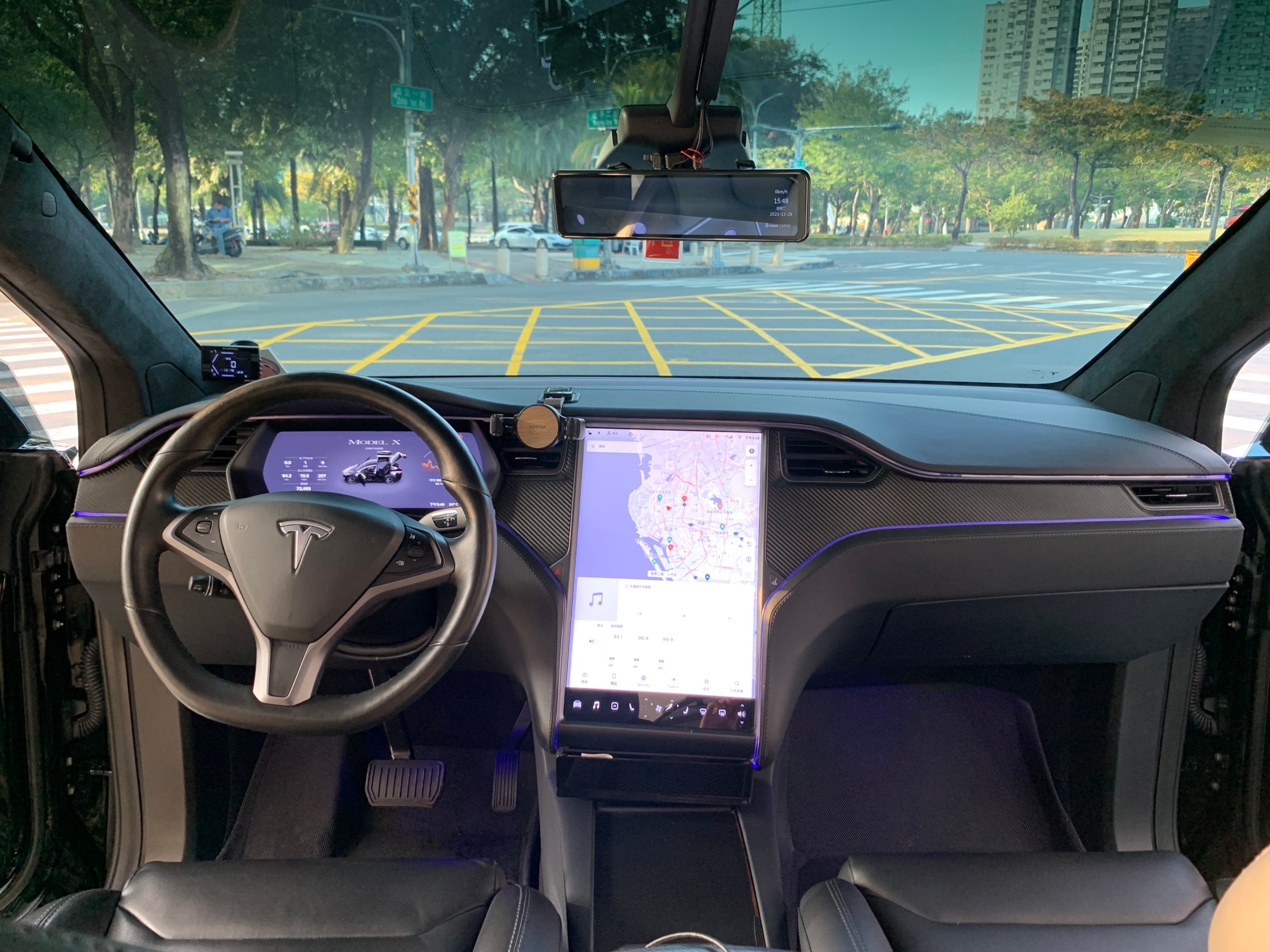 Tesla Model X LR - Onlyev