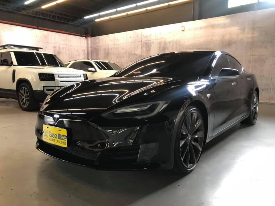 Tesla Model S 75D - Onlyev