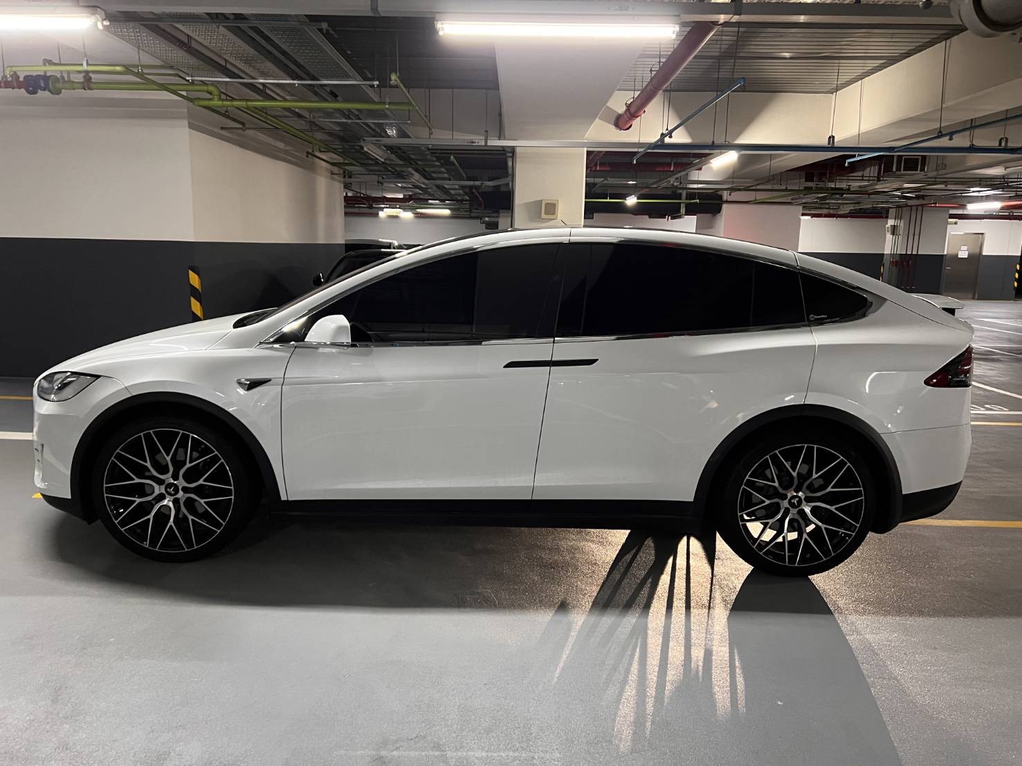 Tesla Model X 100D - Onlyev