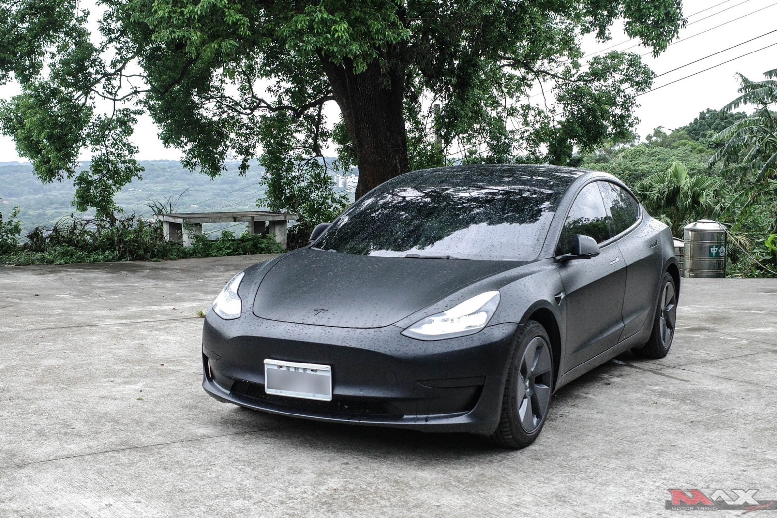 Tesla Model 3 LFP - Onlyev