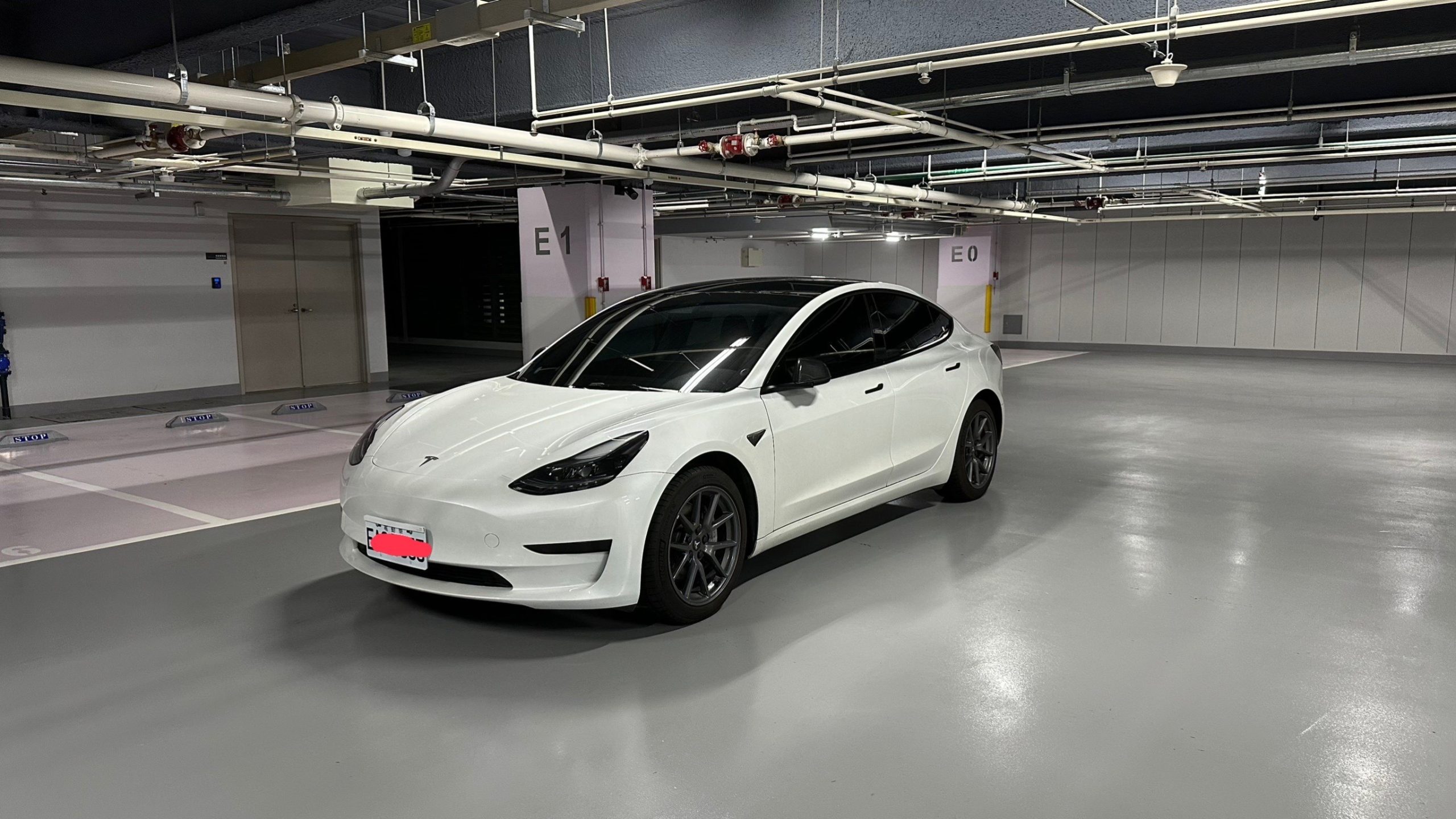 Tesla Model 3 LFP - Onlyev